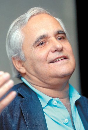 El Universal - Cultura - El Comillas a Juan Cruz