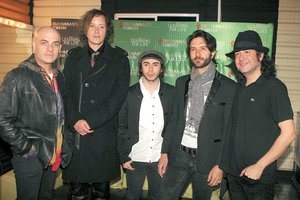 El Universal - Espectáculos - Fobia no desaparece, se transforma