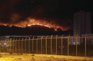 El Universal - Los Estados - Atribuyen a urbes incendios forestales