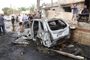 El Universal - El Mundo - Explota carro bomba frente a embajada de Francia en Libia