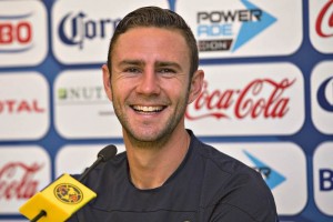 El Universal - Deportes - Miguel Layún agradece a la afición