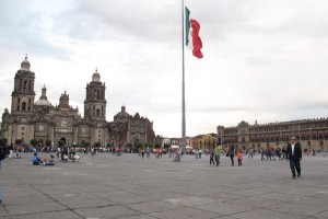 El Universal - Cultura - Expertos repasarán la mítica historia del Zócalo